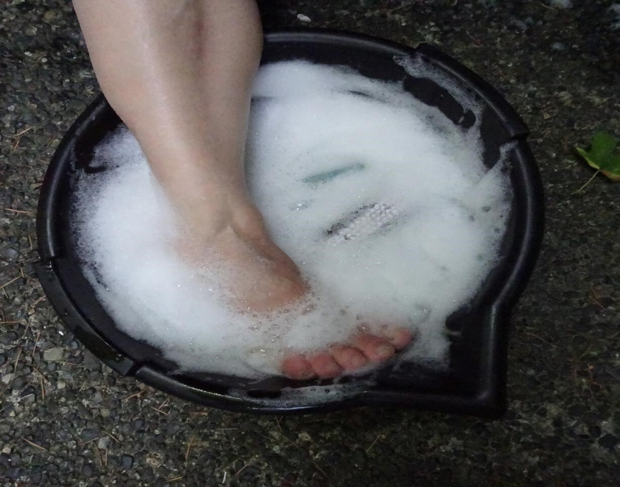 Infected toe soak store